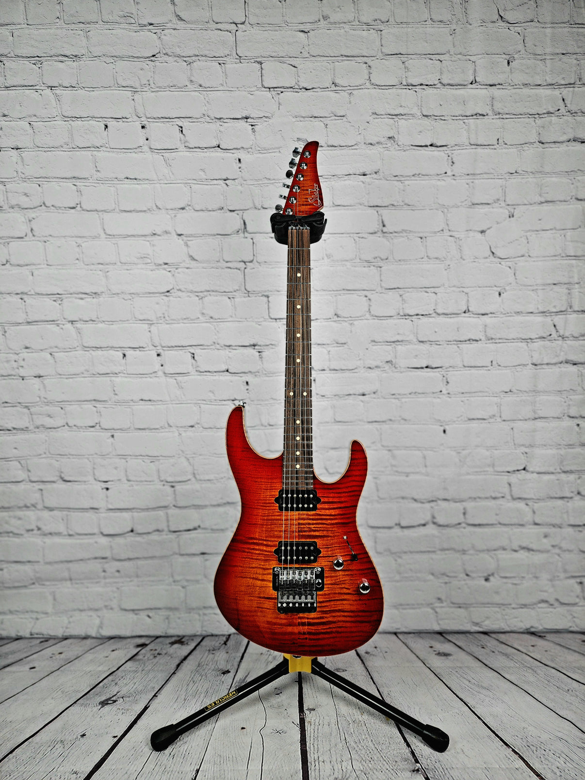 USED Suhr Modern Pro HH 6 String Electric Guitar Floyd Rose Fireburst ...