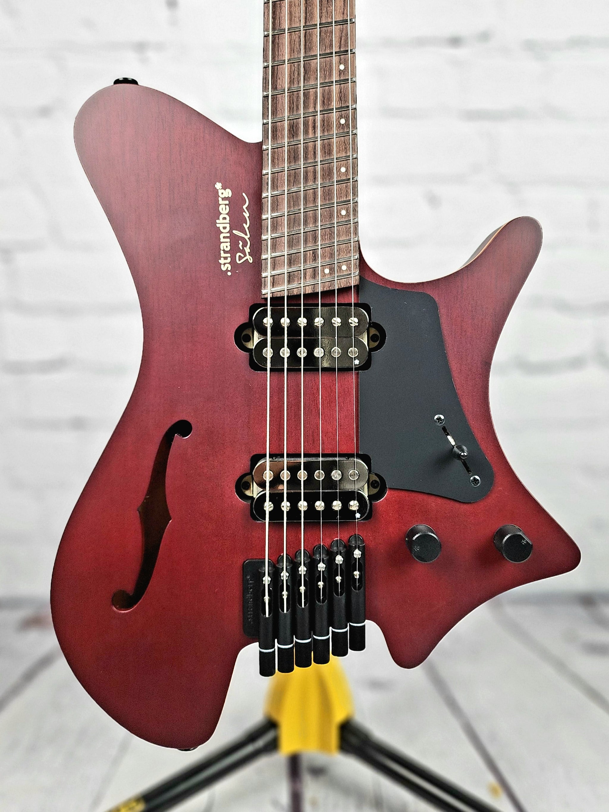 Strandberg Salen Jazz NX 6 String Semi-Hollow Electric Guitar Burgundy ...
